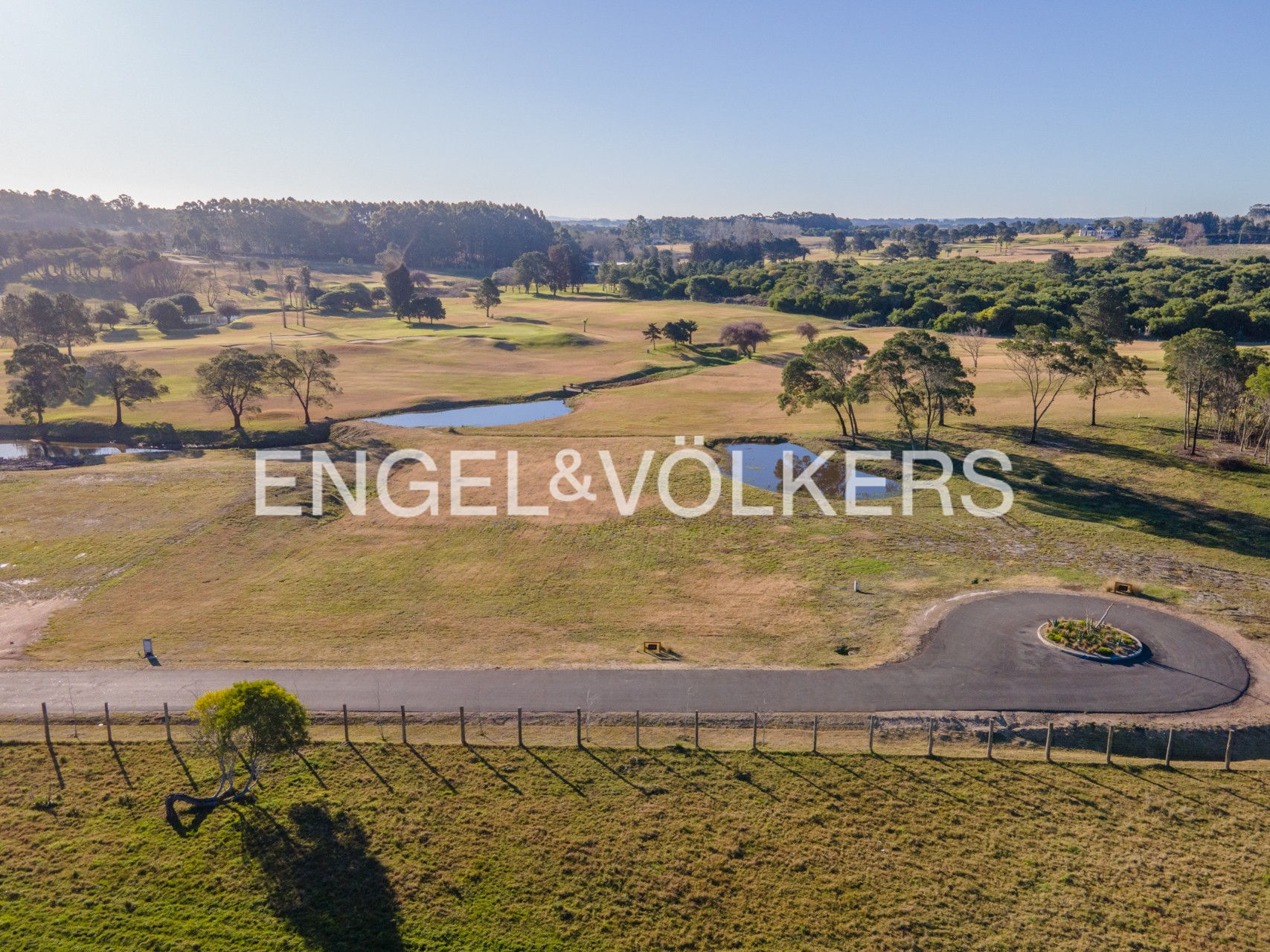 Exclusive plot in Pueblo Mio Golf